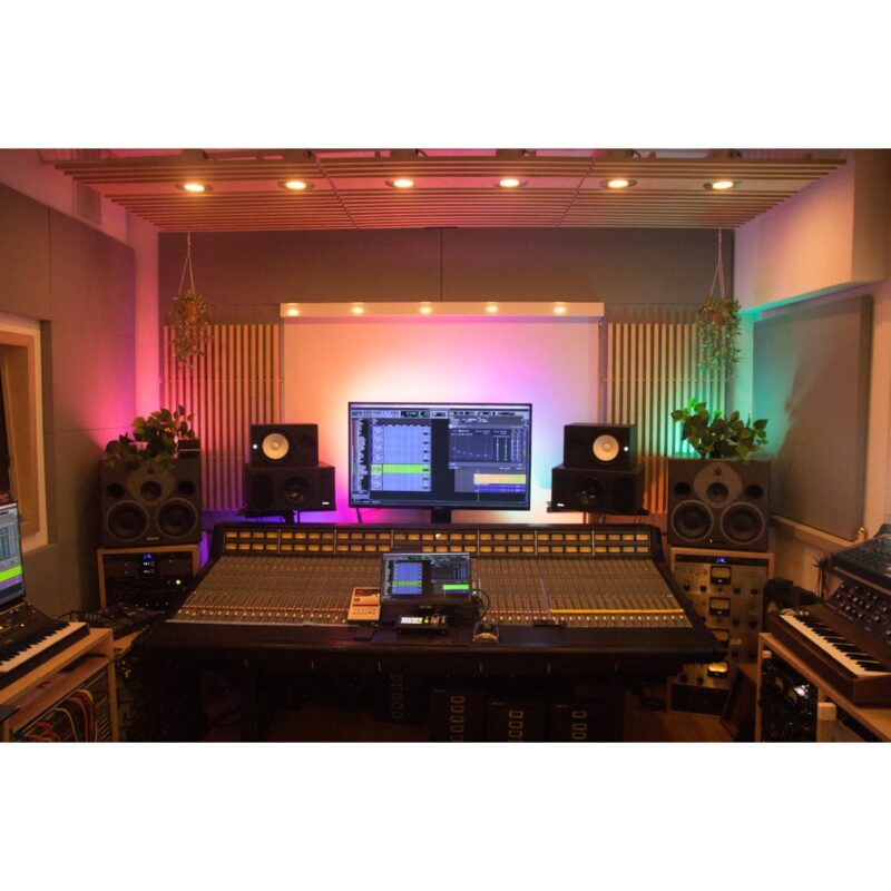 Recording and Mixing Consoles – Sonic Circus
