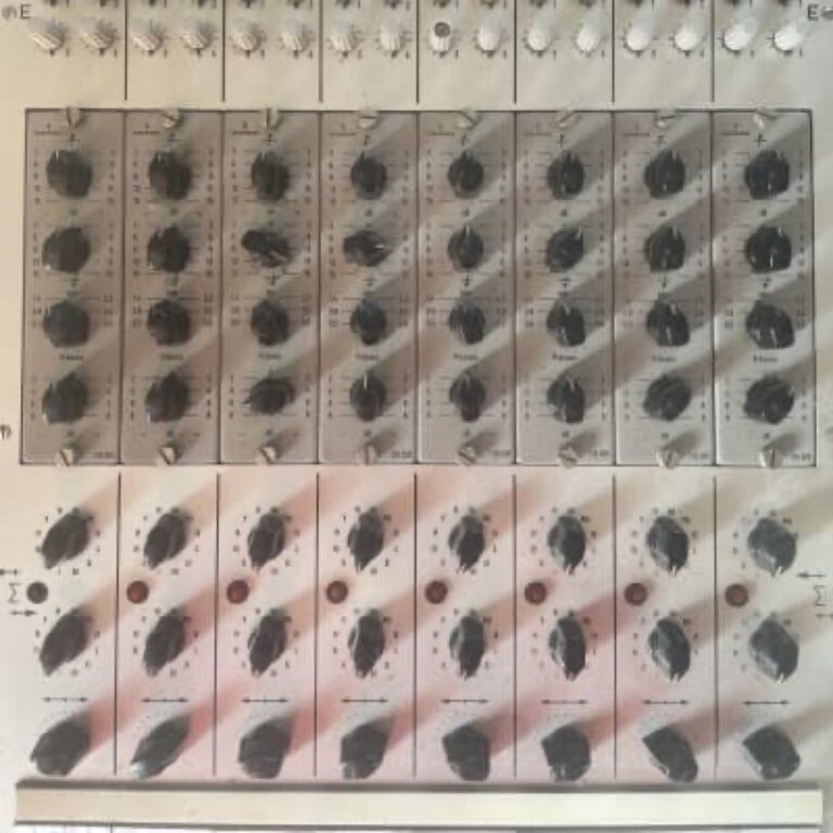 EMI MF10 Mobile Analog Mixing Console (Vintage) – Sonic Circus