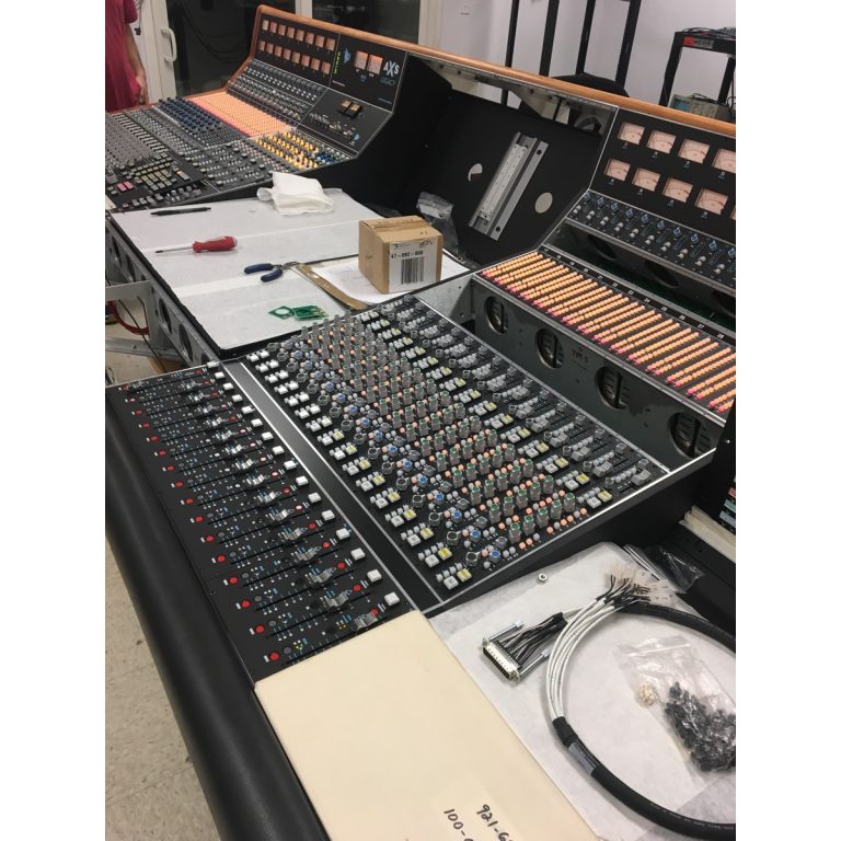 Trident Audio 78 Series Analog Mixing Console with Meter Bridge – Sonic ...