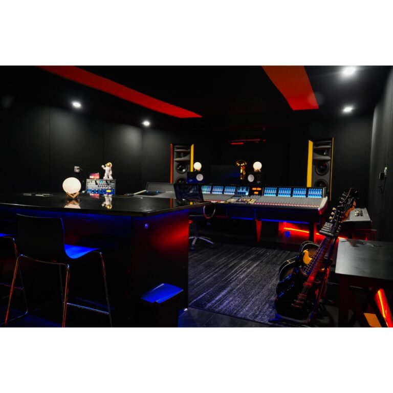 SSL Duality SE 48 SSL SuperAnalogue™ Console (Used) – Sonic Circus