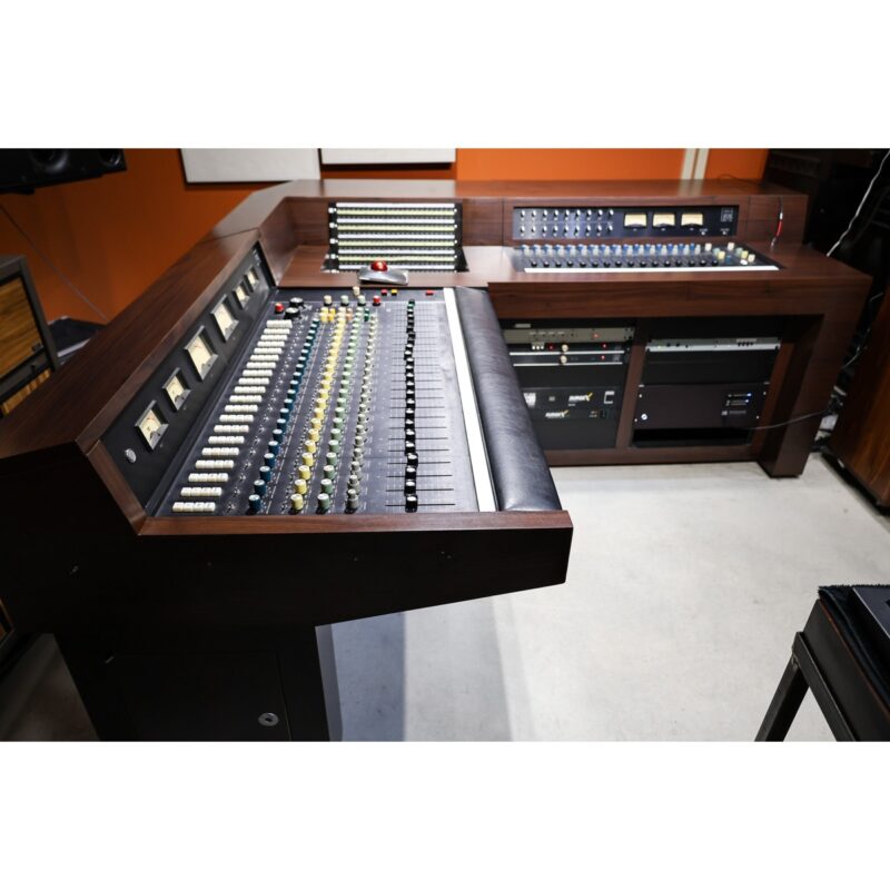 Spectra Sonics 20 x 16 Vintage Recording Console Grand Ole Opry – Sonic ...