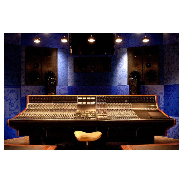 API Legacy AXS Large Format Discrete Analog Console » Sonic Circus