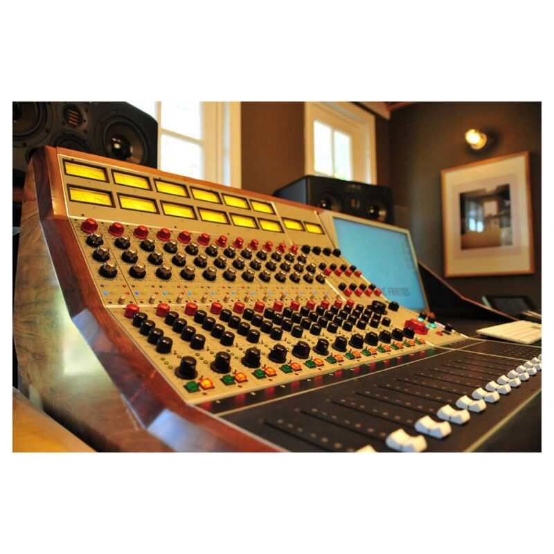 Rupert Neve Designs Shelford 5088 32-Channel Analog Console – Sonic Circus